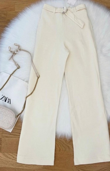 Zara pantalone