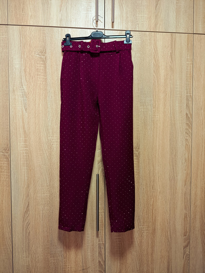 Bordo pantalone sa cirkonima