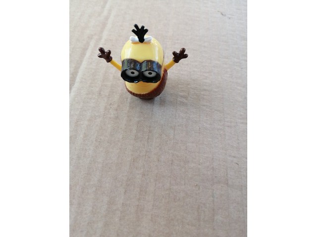Kinder - Jednooki Minions (2)