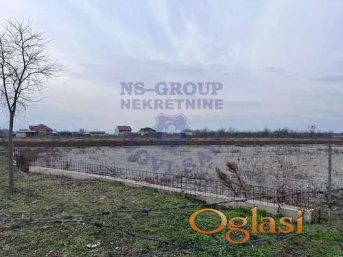 U ponudi plac od 2823m2 u Futogu