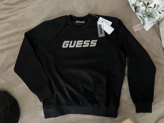 Guess duks