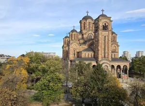 Izdavanje Kancelarija - Beograd, Voždovac: Voždovačka crkva - FON - Saobraćajni fakultet