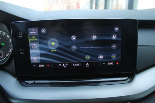 ŠKODA OCTAVIA 2.0 TDI AMBITION DSG