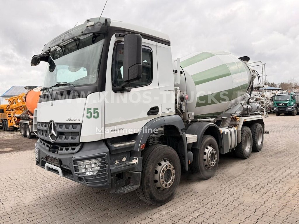 Liebherr HTM904 na šasiji Mercedes-Benz Arocs 3240 kamion s mešalicom za beton