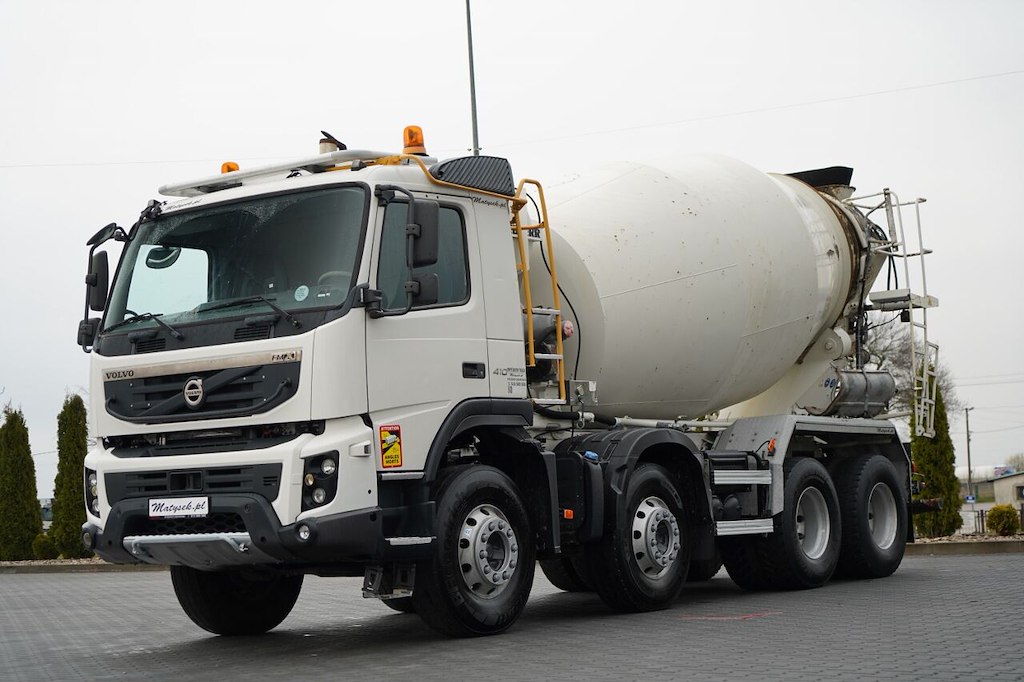 Liebherr na šasiji Volvo FMX 410 / 8x4 / GRUSZKA / BETONOMIESZARKA / LIEBHERR / 9 M3 / I- kamion s mešalicom za beton