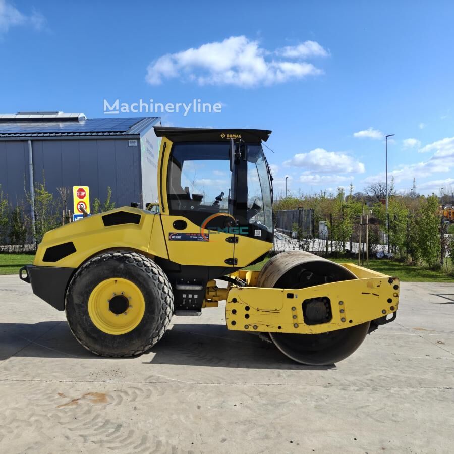 BOMAG BW177D-5 mali valjak