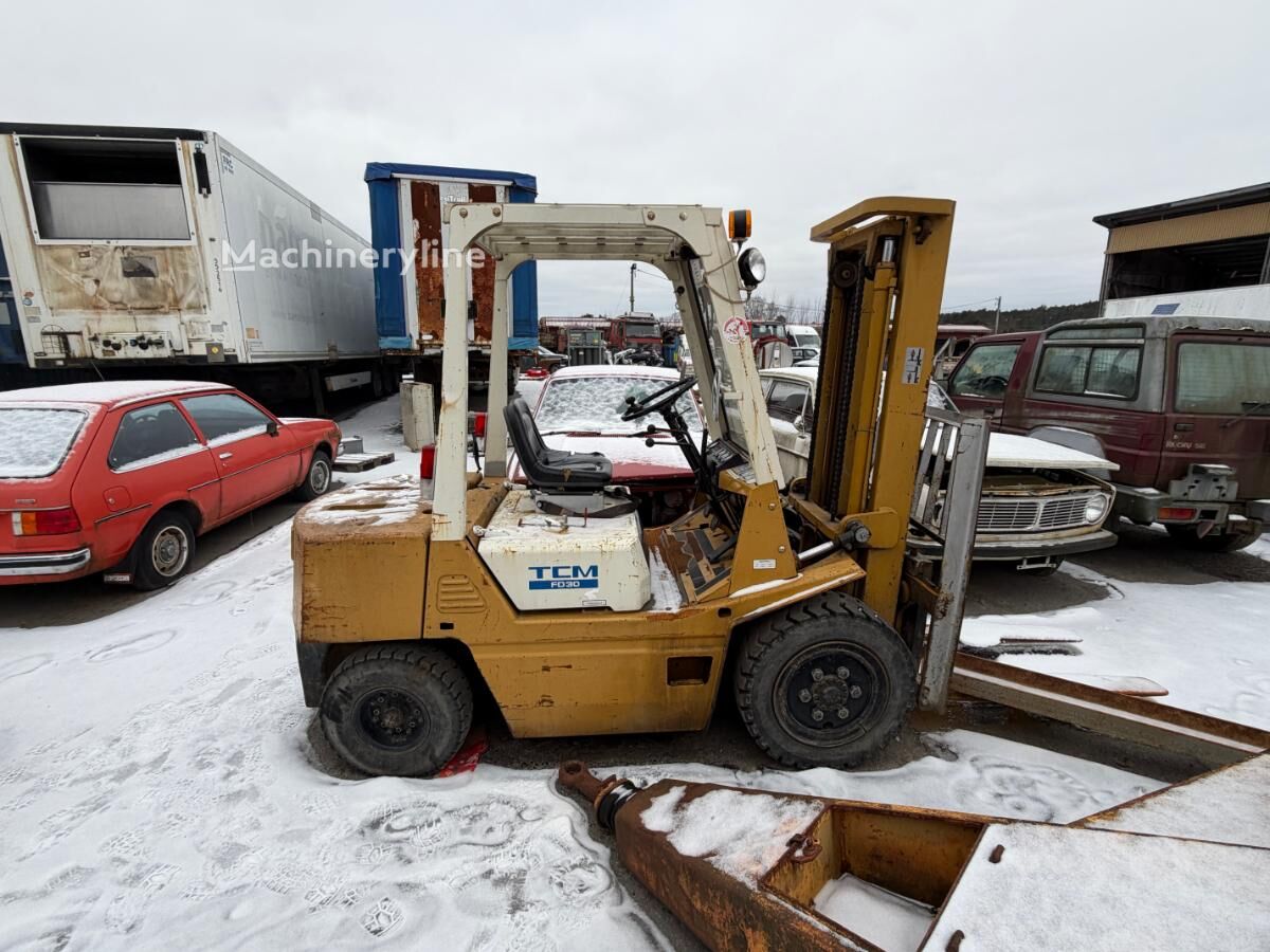 Prodaje se TCM Andre TCM FD30Z/T gaffeltruck – diesel – 2 720 kg dizel viljuškar na aukciji