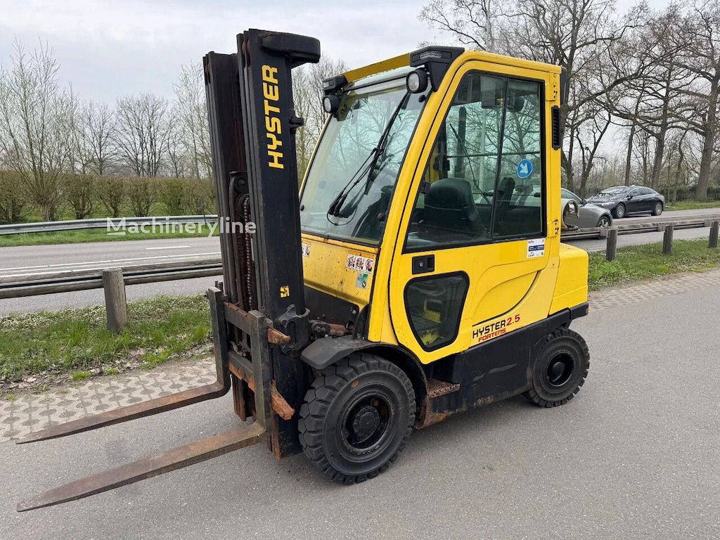 Hyster H25FT viljuškar na gas