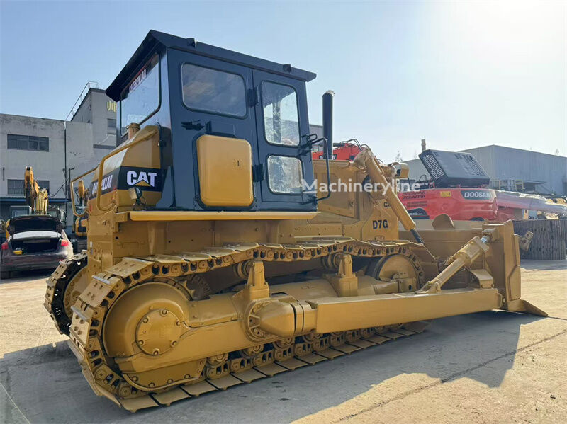Caterpillar D7G buldožer