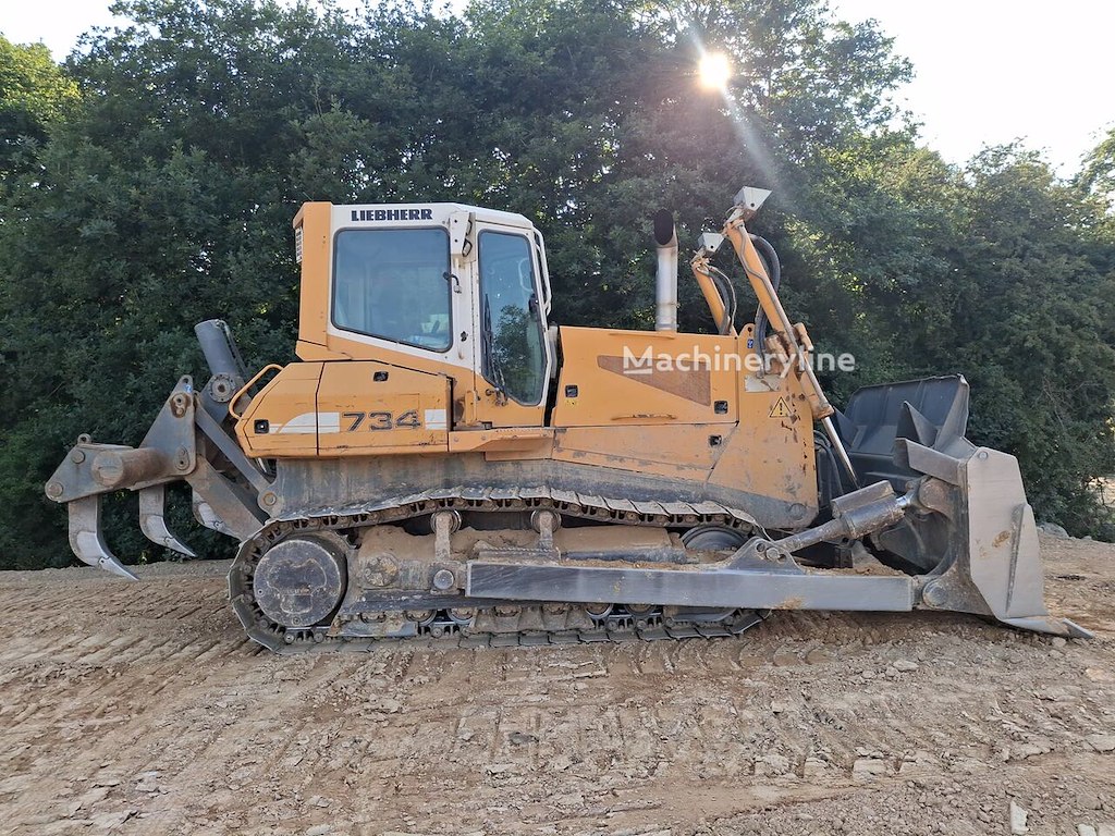Liebherr PR734L buldožer