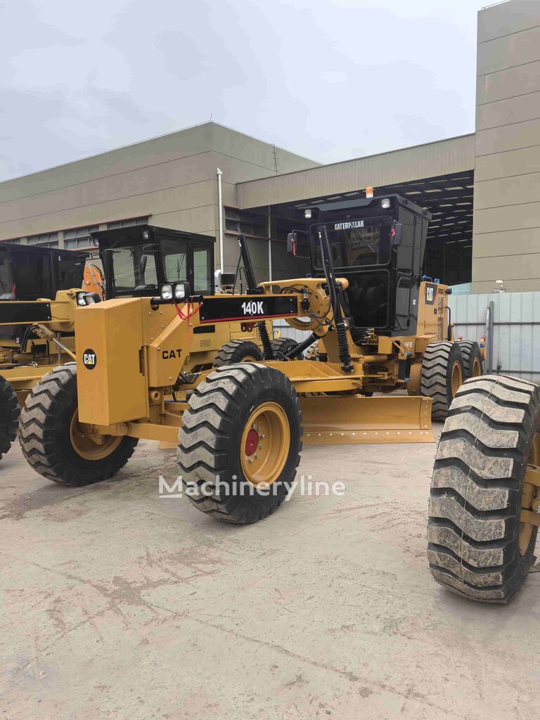 Caterpillar 140K grejder