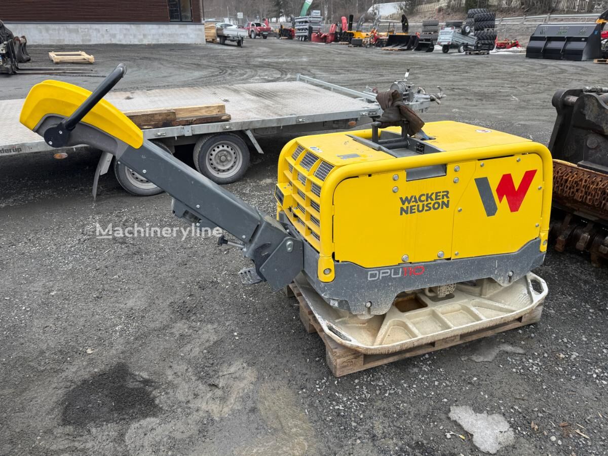 Prodaje se Wacker Neuson DPU 110 vibro ploču na aukciji