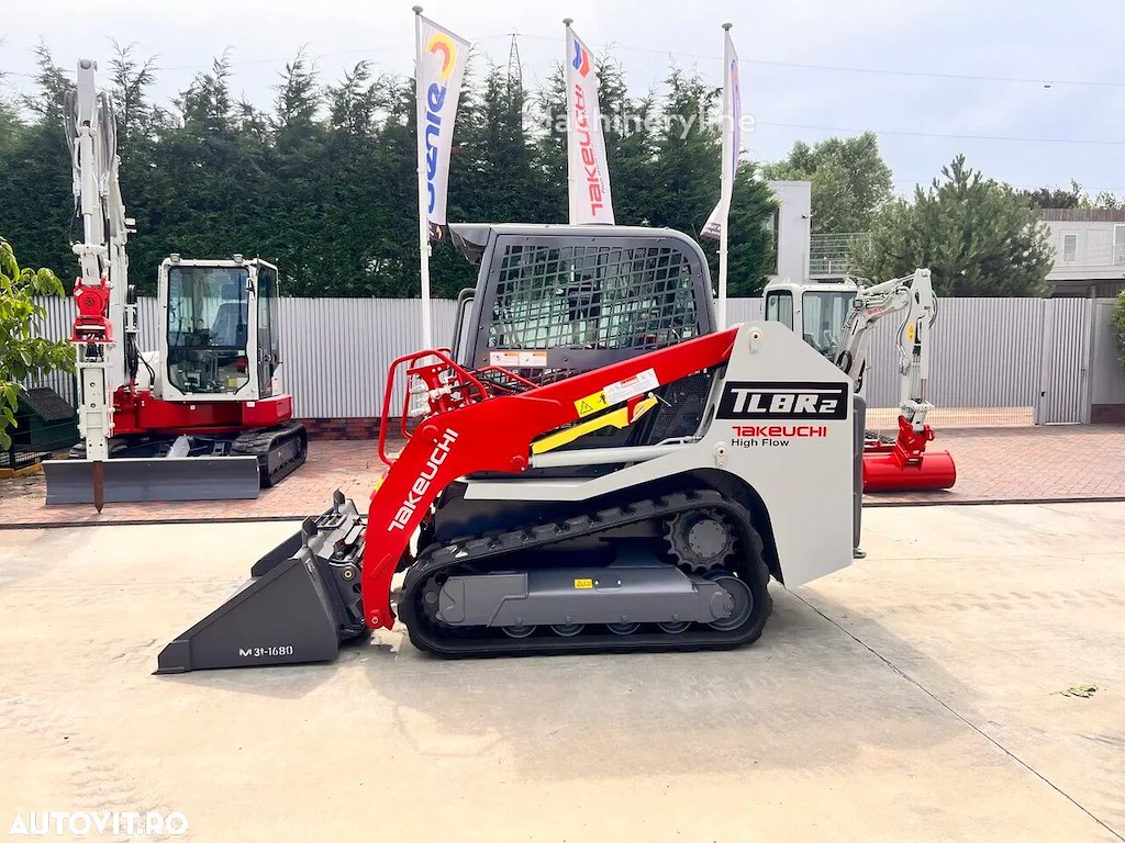 Novi Takeuchi TL8R2 mini utovarivač guseničar