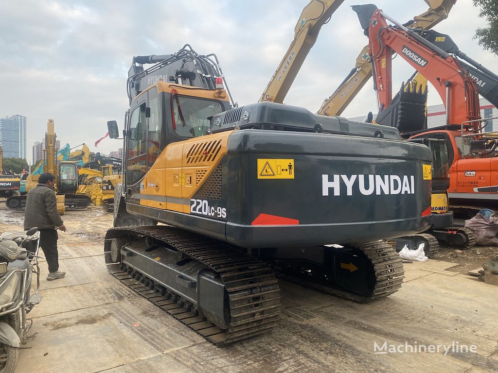 Hyundai R220LC-9S/220LC-9S bager guseničar