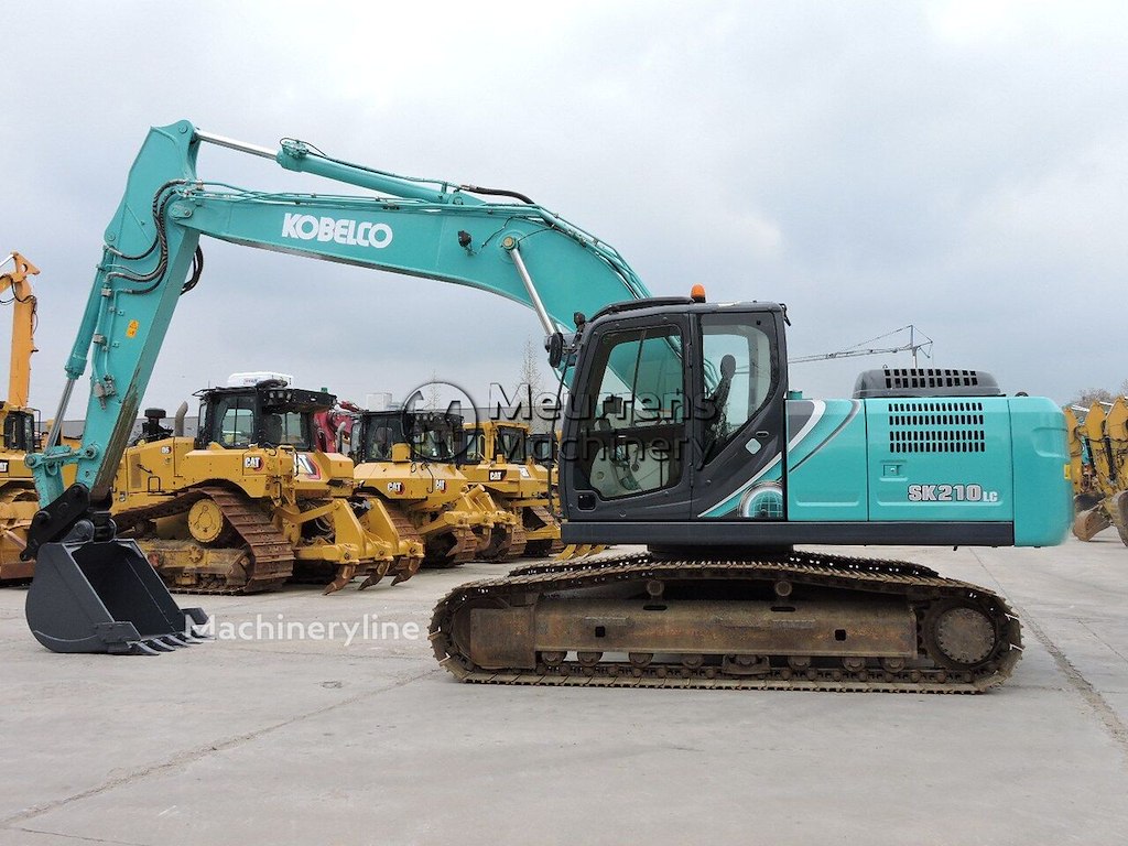 Kobelco SK210 bager guseničar
