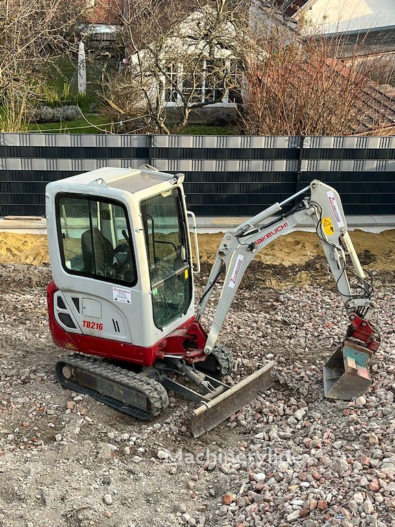Takeuchi TB216 mini bager