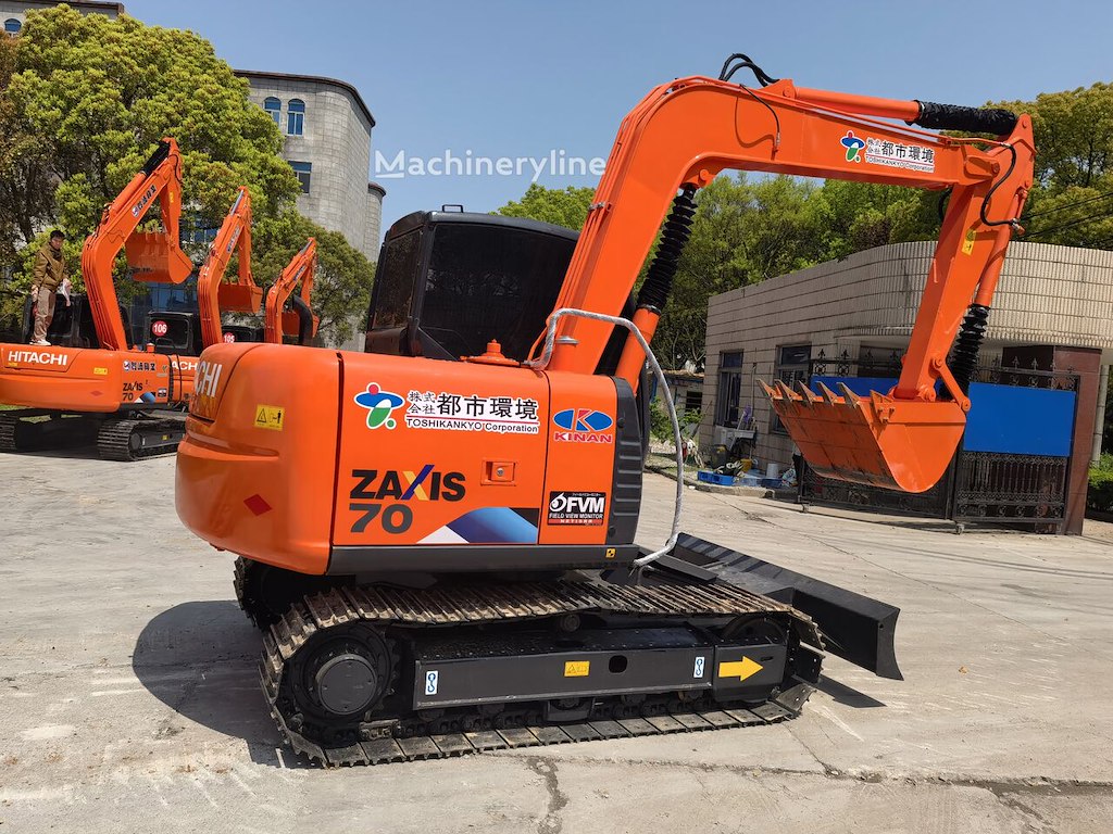 Hitachi ZX70 bager guseničar