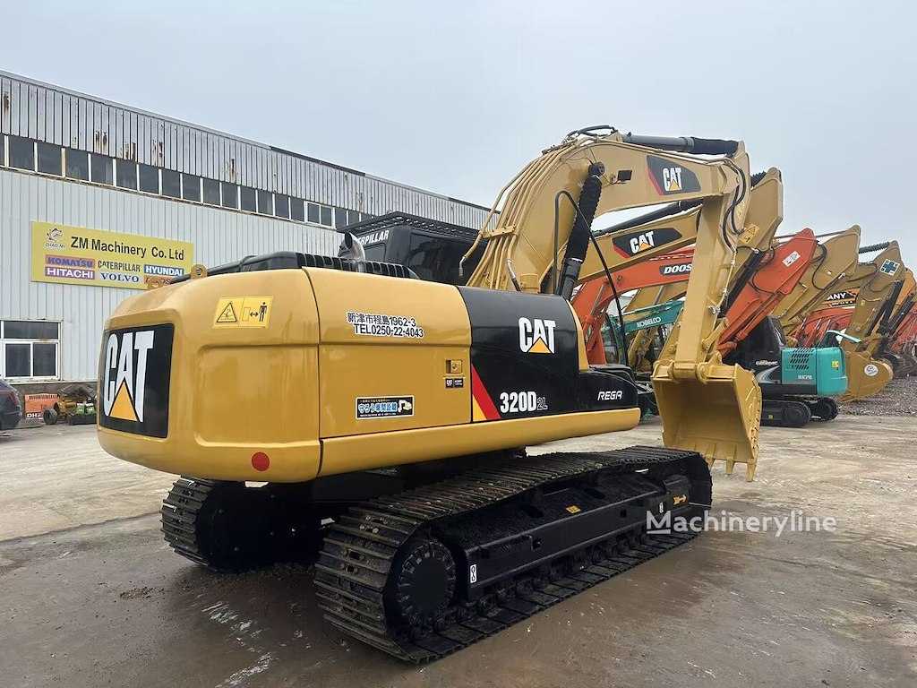 Caterpillar 320D2L bager guseničar