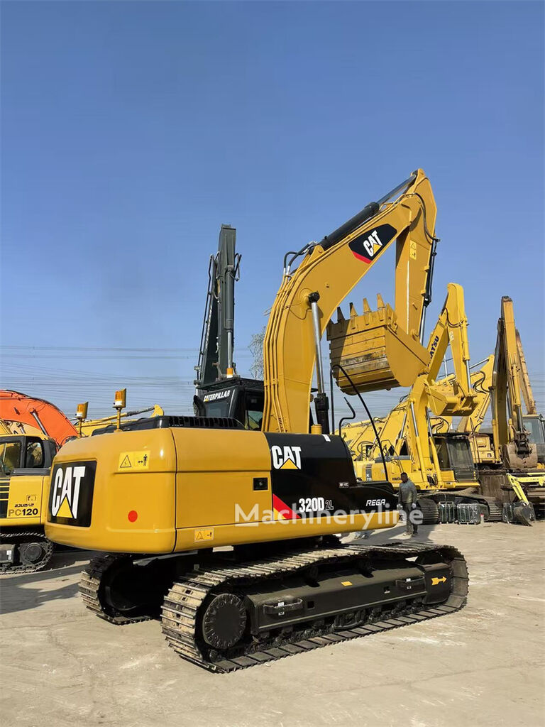 Caterpillar 320D bager guseničar