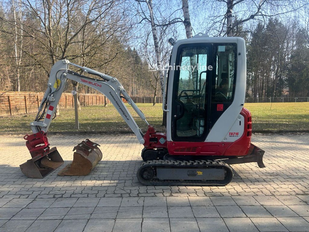 Takeuchi TB216 mini bager