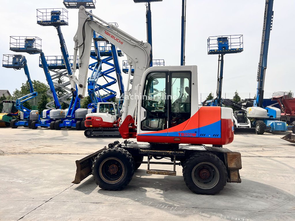 Takeuchi TB070W bager točkaš
