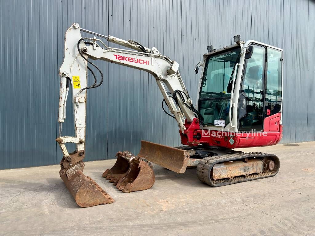 Takeuchi TB230 mini bager