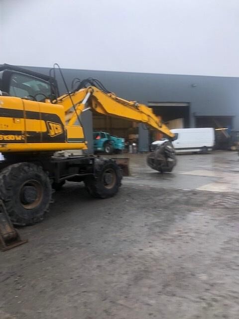 JCB JS130W bager točkaš