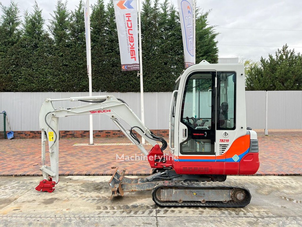 Takeuchi TB 219 mini bager