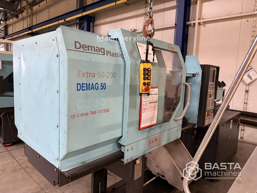 Demag extra 50-200 mašina za brizganje plastike