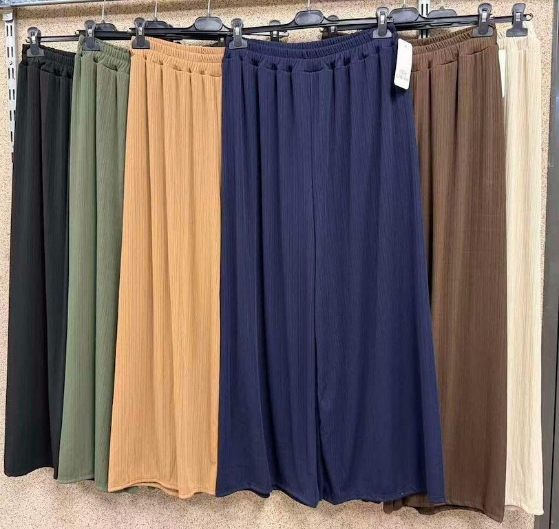 04. Pantalone 2XL 3XL 4XL 5XL Cena : 2.300 dinara L