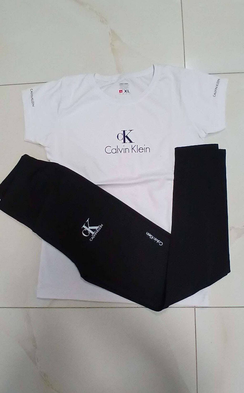 Calvin Klein CK ženski komplet majica i helanke NOVO Novo Veličine s