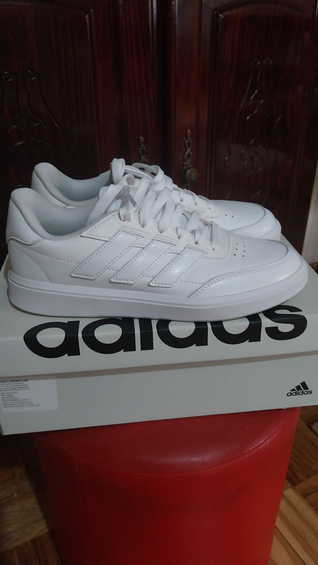 Adidas original ženske bele patike 39br.1/3 klasičan model sa tri