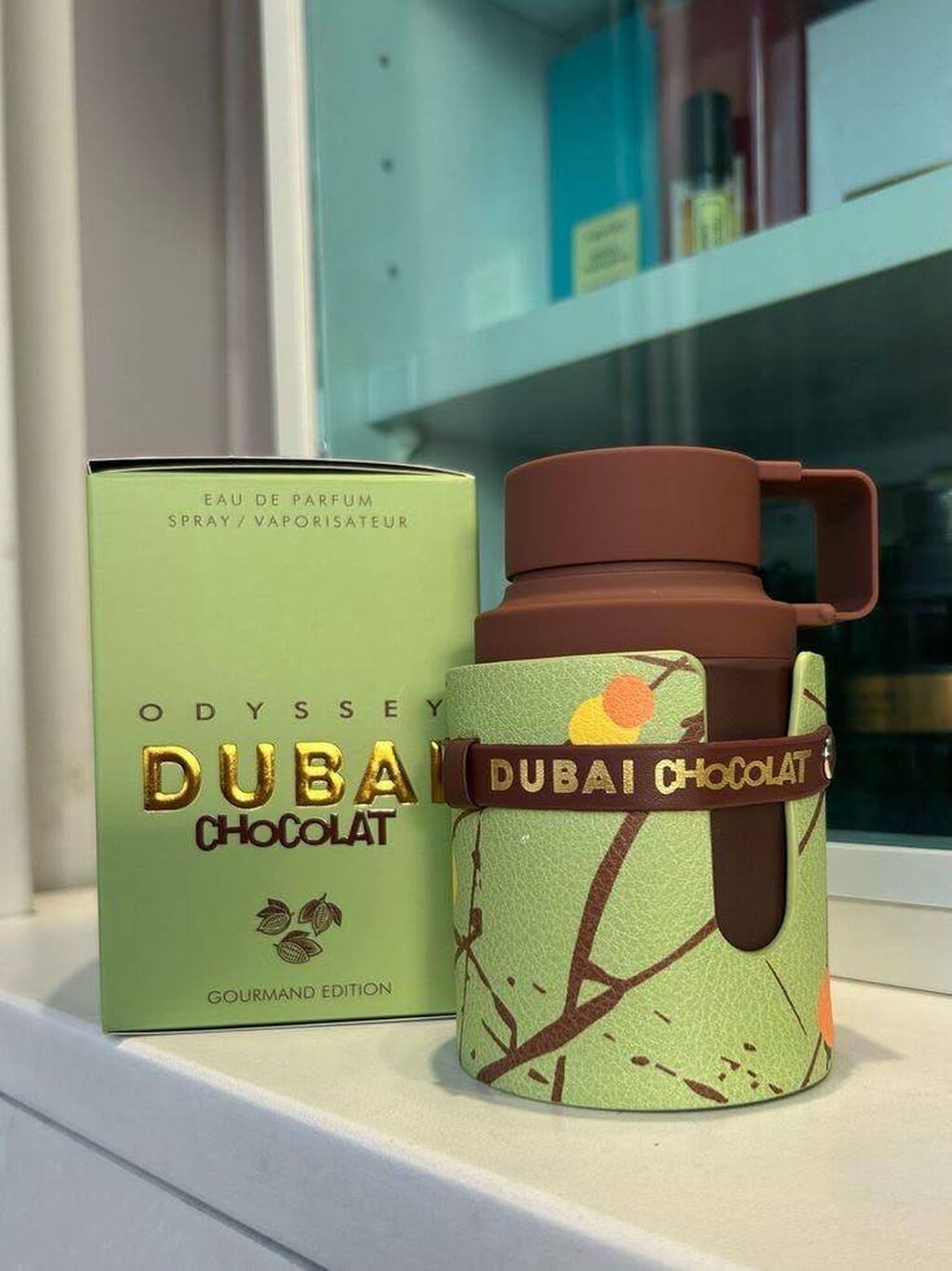 Na slici je prikazan Armaf Odyssey Dubai Chocolat, uniseks parfem iz