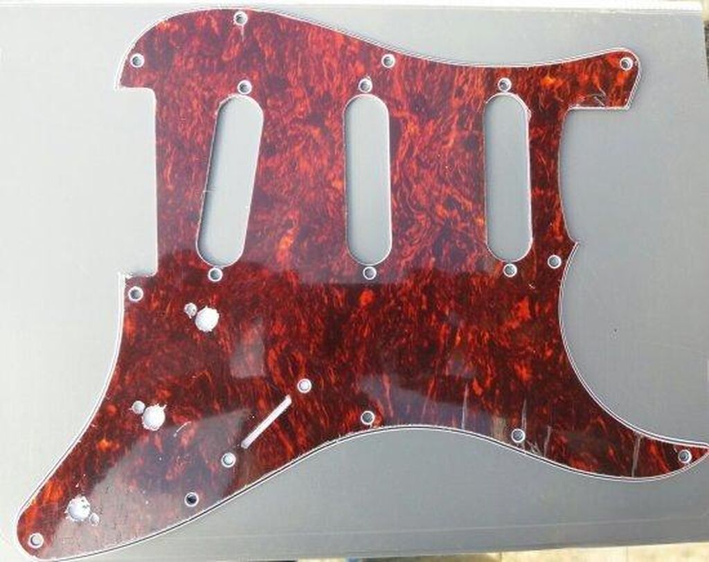 TORTOISE PICKGUARD STRAT SSS | Slanje po dogovoru ili lično