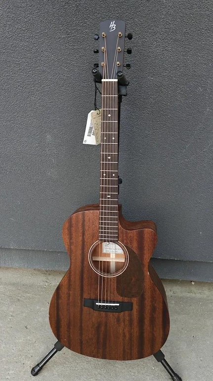 HARLEY BENTON CLA-15M SOLIDWOOD B-STOCK MODEL 2 | Slanje po dogovoru