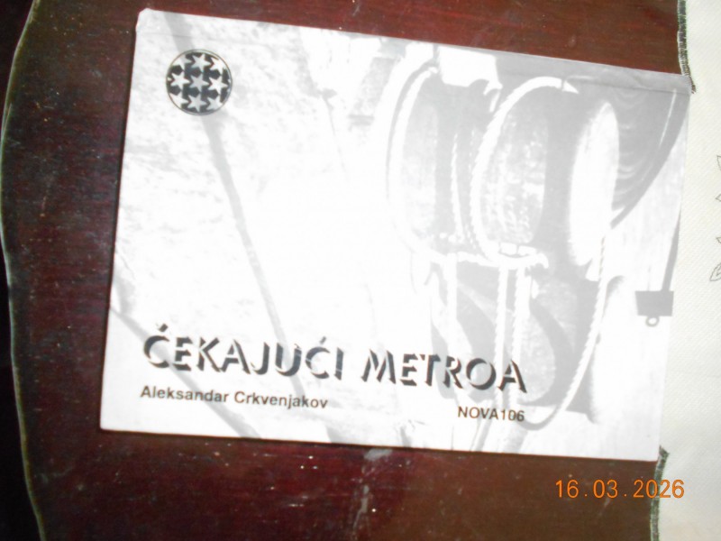 CEKAJUCI METROA Aleksandar Crkvenjakov
