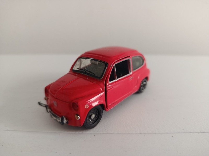 ZASTAVA 750, HONGWELL, 1:43