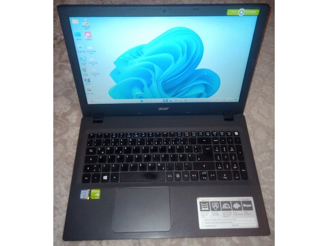 Laptop Acer E5-574G/i5-6200U/8gb ddr3l/ssd/bat 3h