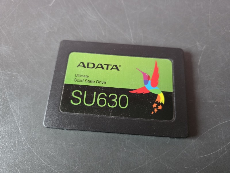 ADATA 240GB