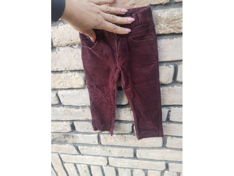 HUGO BOSS somot pantalone za bebe vel 86