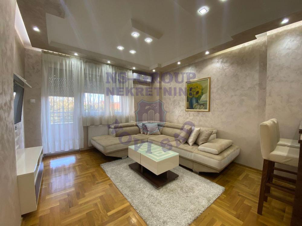 Trosoban stan na prodaju, 59m2, 216.300€