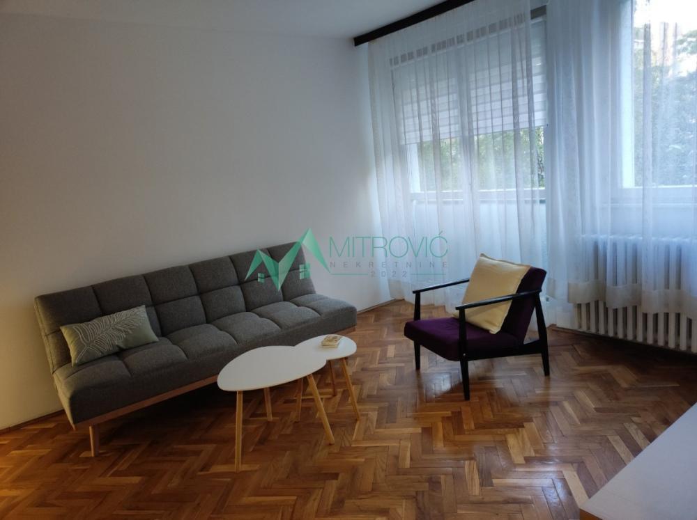 Dvosoban stan za izdavanje, 55m2, 400€