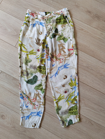 Zara pantalone