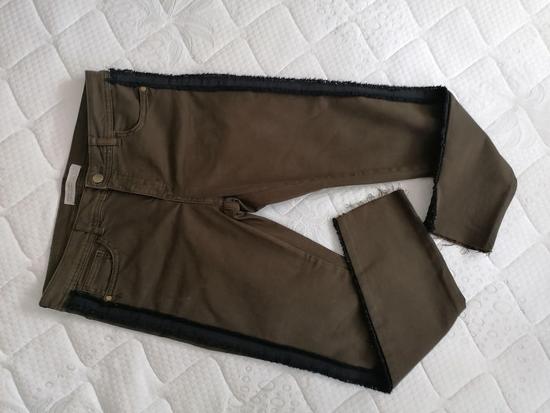 ZARA pantalone vel 40