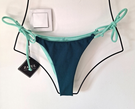   Zaful Dvobojni Bikini (NOV)