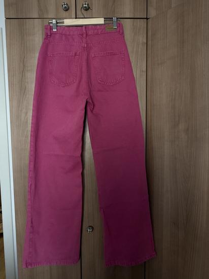 Roze farke Pull&Bear ravne