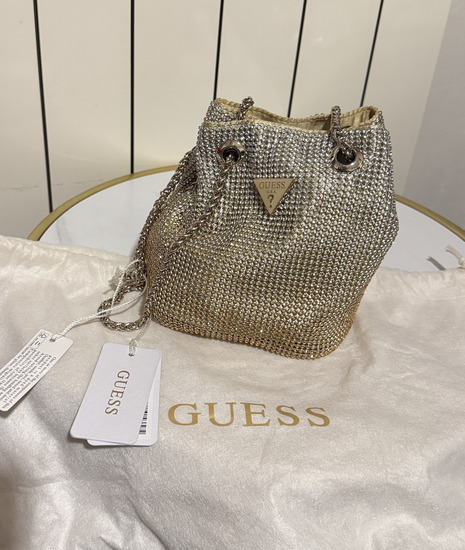Guess Elegantna torbica NOVO
