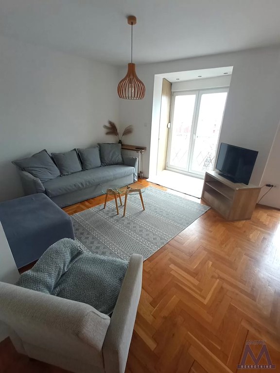 Stan,NOVI SAD,BULEVAR,kv: 34, € 119000, ID: 1019338