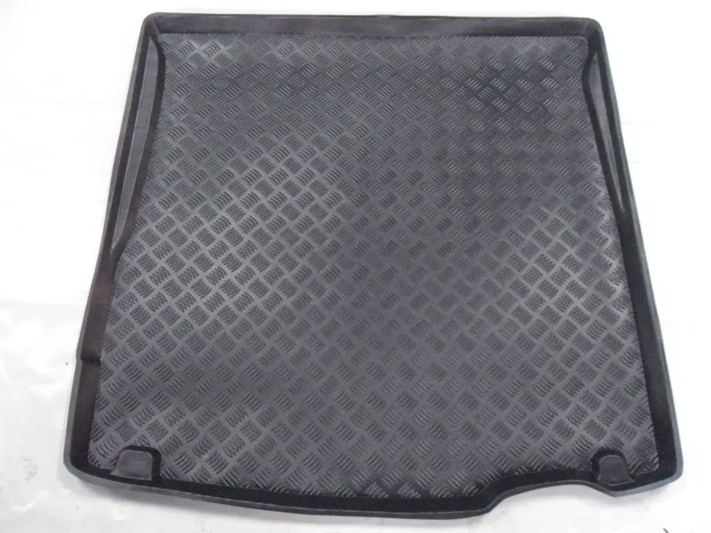 M-Plast Tipska kadica za gepek Ford Mondeo (2007-2014) Combi with small tyre
