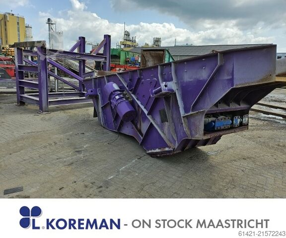 Mašina za separaciju Integra sa transporterima
Integra Screening machine with Conveyors